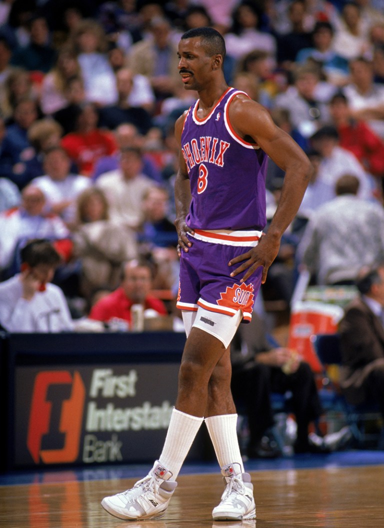 Eddie Johnson begins 20th season as voice of Phoenix Suns