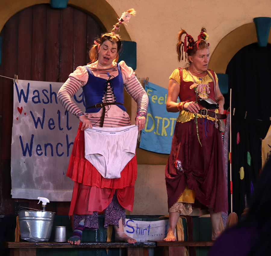Arizona Renaissance Festival Is Back, And With It, Workers Who Revel In ...