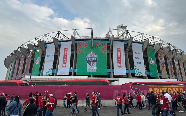 San Francisco 49ers defeat Arizona Cardinals in Mexico City at Aztec ...